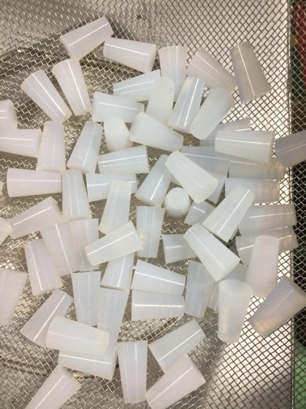 Nút cao su chịu nhiệt silicone - Hiển Danh