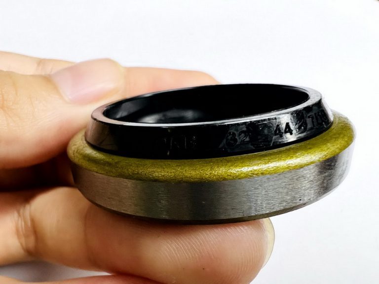 Phớt chắn bụi - Hiển Danh